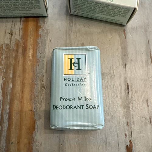 LOT (3) VINTAGE MINI SOAPS (1) HOLIDAY INN AND (2) DOVE COOL MOISTURE ...