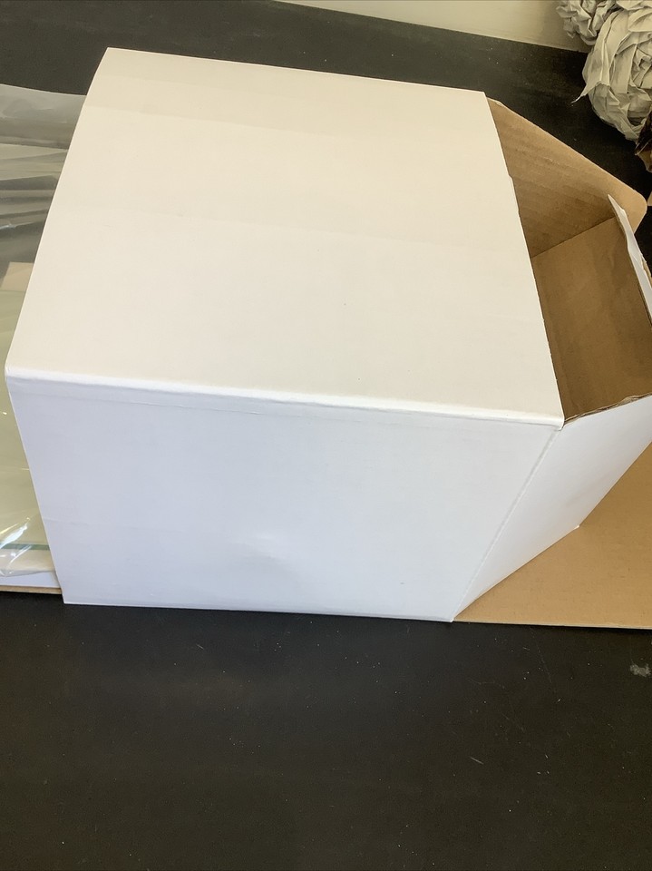 Delta 24” Towel Bar W/Glass Shelf Zura 77480-BL Black Finish U3 New | eBay