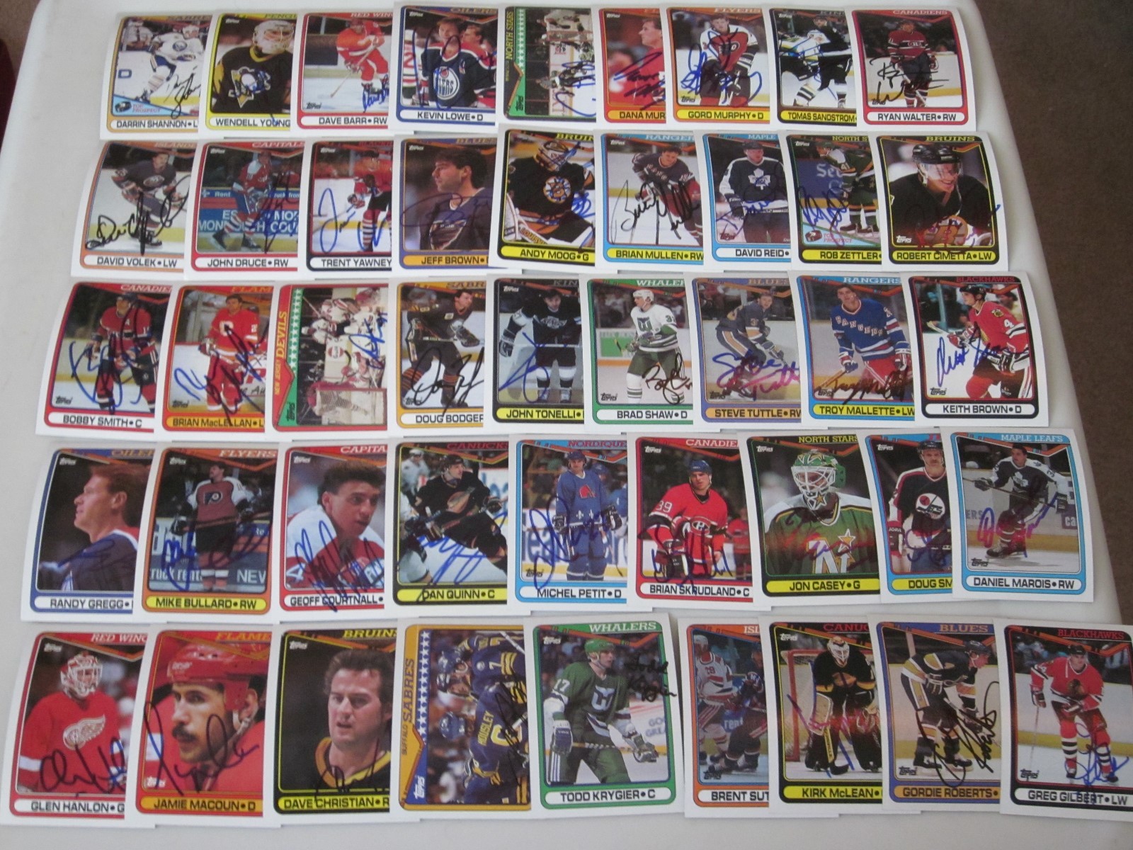 LOT OF 316 DIFFERENT AUTOGRAPHED 1990 TOPPS HOCKEY CARDS-NO DOUBLES ...