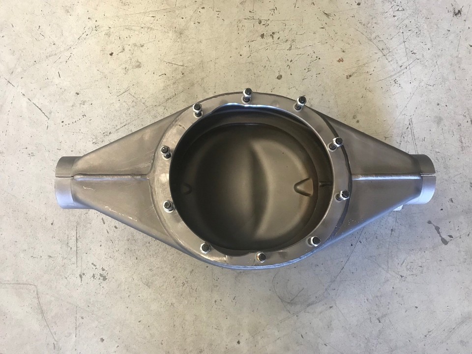 FORD 9 INCH DIFF HOUSING HEAVY DUTY QUALITY MADE WITH STUDS TO TAKE 3 ...