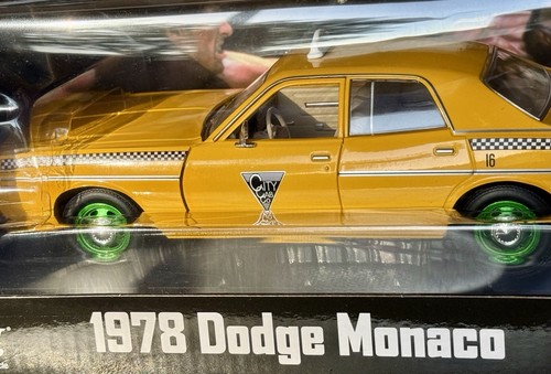 🍀Greenlight Hollywood Rocky III 1978 Dodge Monaco Green Machine CHASE 1 ...