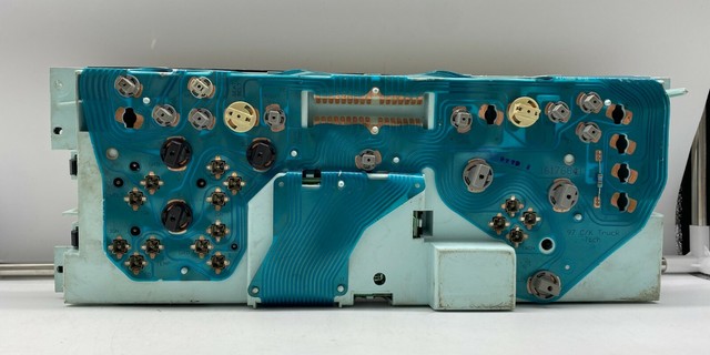 Speedometer Cluster MPH 16221455 From 1999 GMC Yukon 8046807 for sale ...