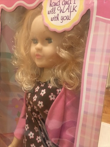 2013 UNEEDA WISPY WALKER 27" WALKING DOLL - BLOND HAIR, BLUE EYES | eBay