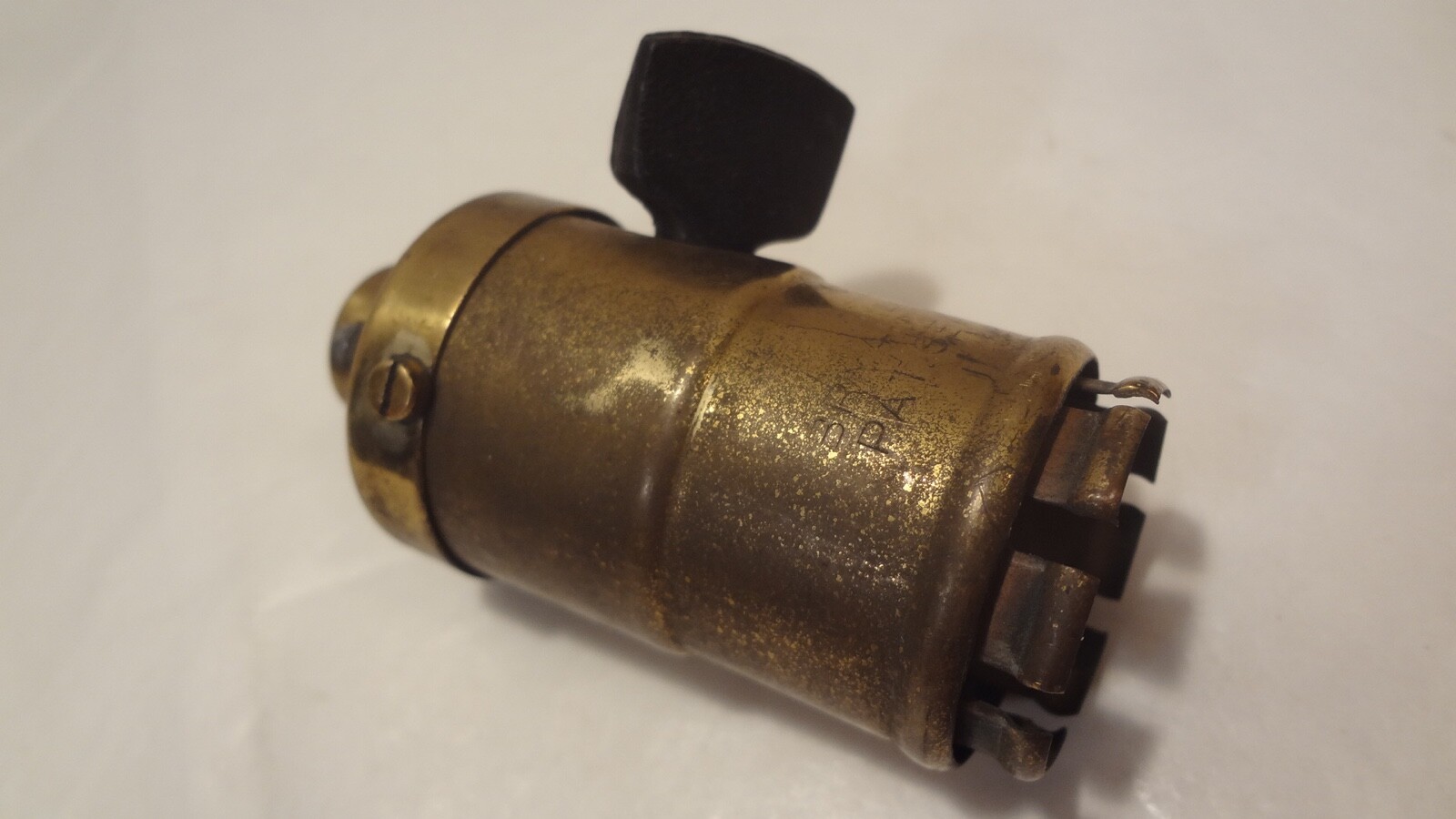 antique socket Westinghouse base marked Bryant patent 1890 shell #1 ...
