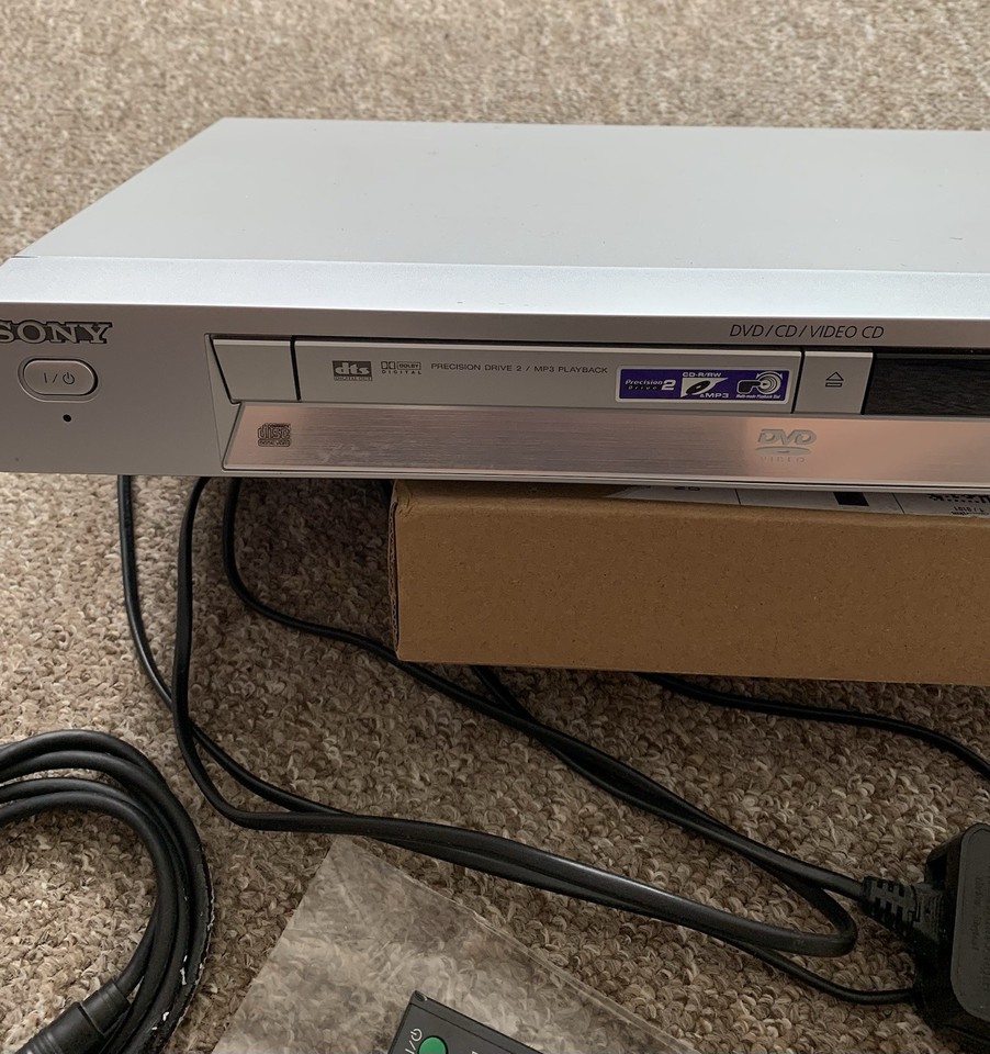 Sony DVD CD Video CD Player Model DVP-NS405 Good Working Order + Remote ...