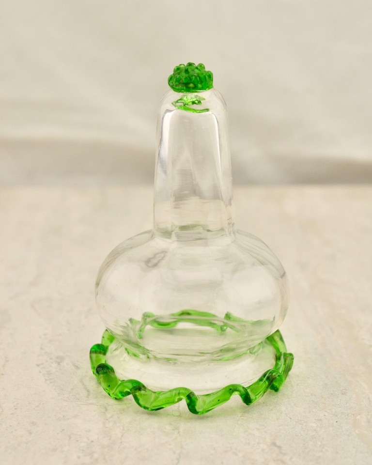 Antique Victorian C.1900 Green Uranium Glass ribboned candle snuffer ...