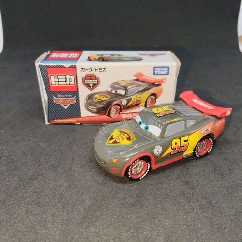 Tomica Cars Lightning McQueen (Carbon Racer Type) | eBay.de