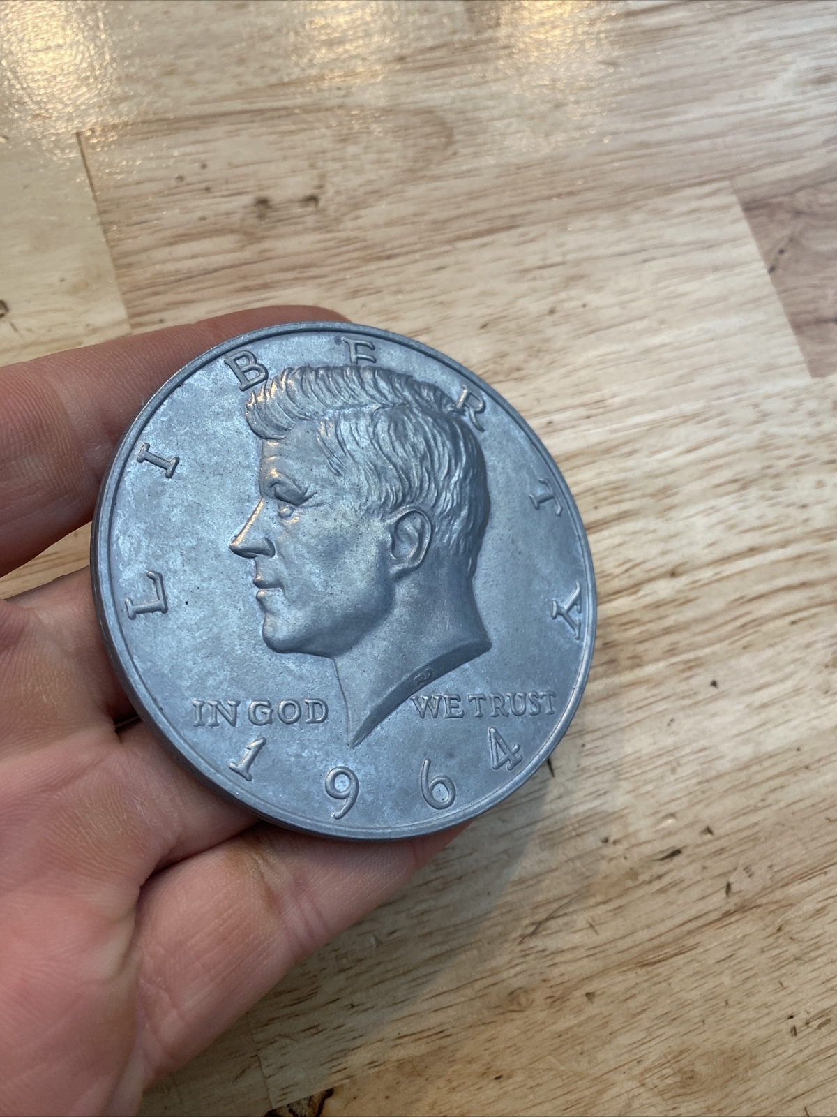 JFK John F Kennedy Paperweight President HUGE METAL Patina Collector 3 ...