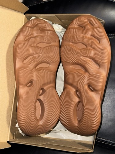 Adidas Yeezy Foam Runner RNNR Clay Red Size 10-HP5335 | eBay