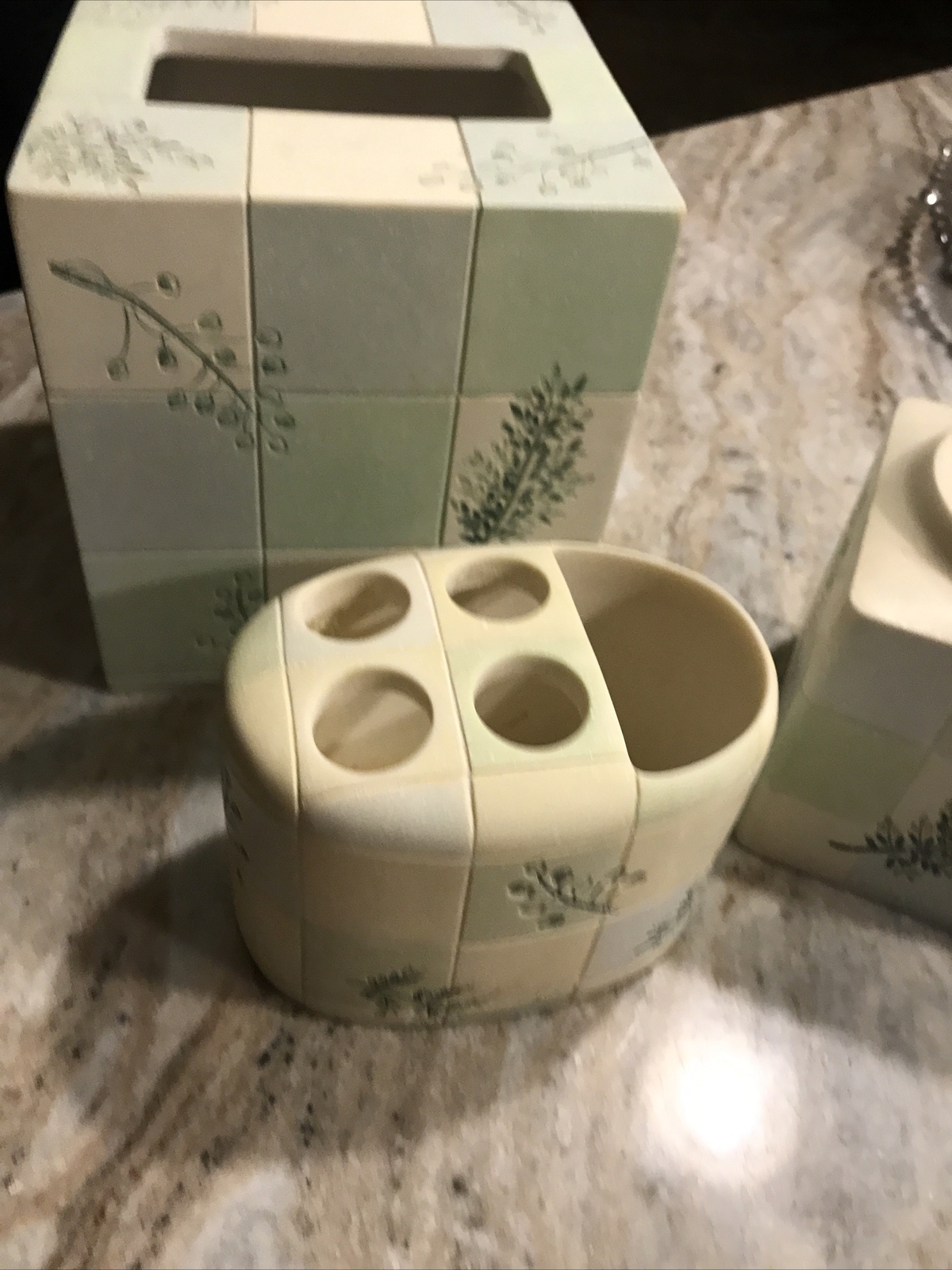 3 PC SET CROSCILL RAINIER EVEREST Bath Accessories Tissue Box, Dixie ...