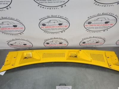 2003-07 Hummer H2 Front Windshield Cowl Vent Panel Center Section ...