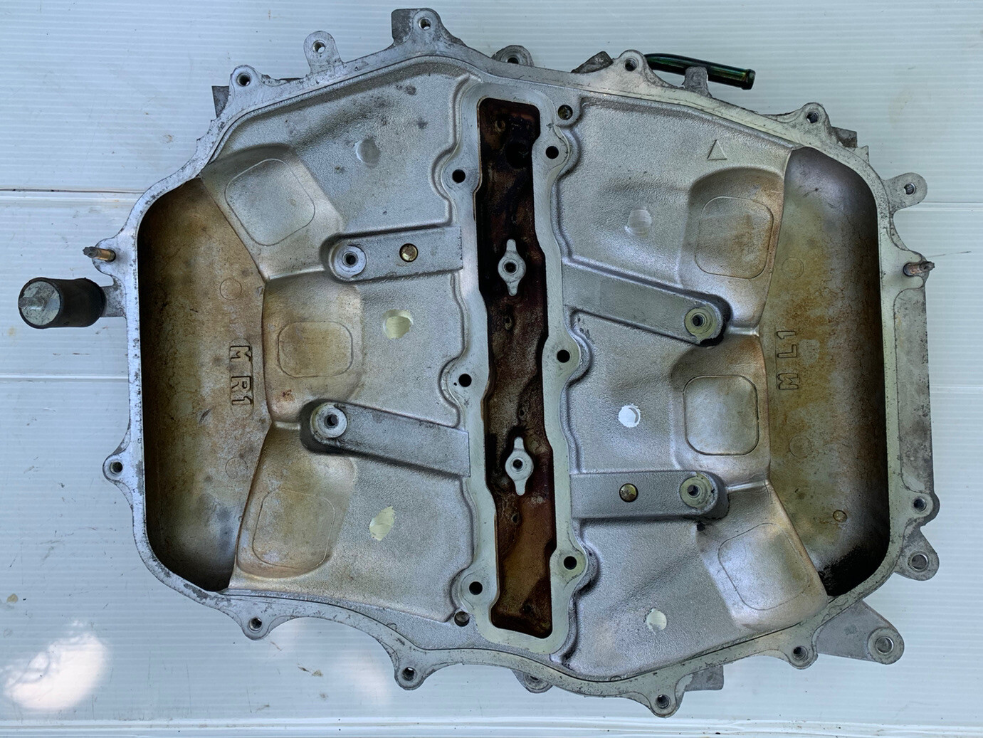 2005-2006 Infiniti G35 Nissan 350z Lower Intake Manifold Plenum Rev up ...