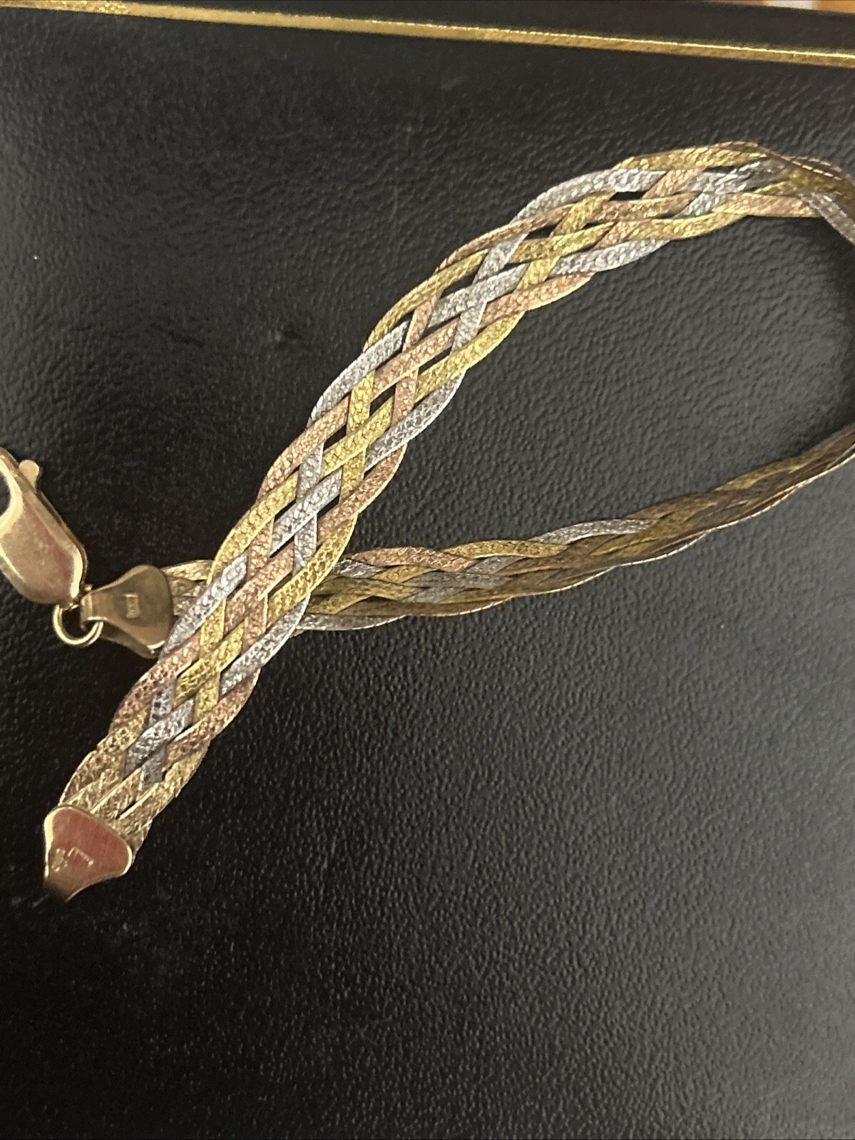 9ct Gold three Tone Gold Bracelet 4.50grams - Gem