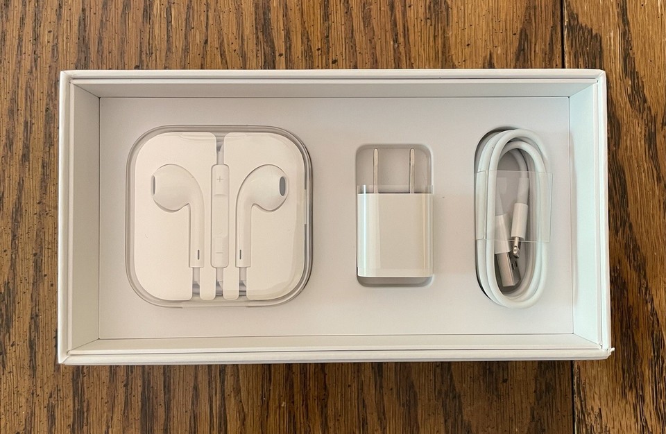 Apple iPhone EarPods Wired 3.5mm Headphone Jack, Wall Charger ...
