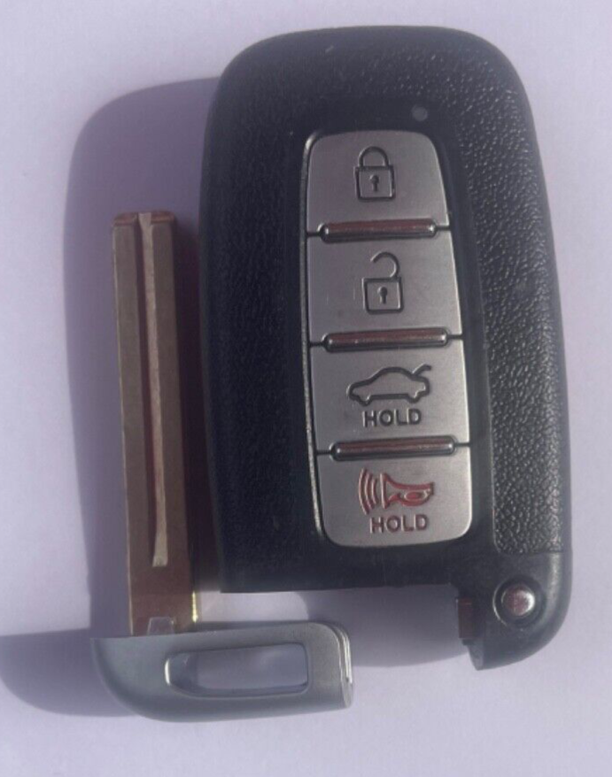 HYUNDAI EQUUS KEYFOB 4 BUTTONS NEW KEYBLADE TRUNK OEM | eBay