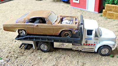 Model Car Flatbed Wrecker With Impala Weathered Custom junkyard 1/64 | eBay