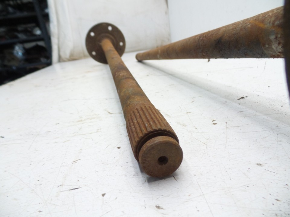 70-81 FIREBIRD CAMARO ORIGINAL REAR END AXLE 10 BOLT 28 SPLINE SHAFT | eBay