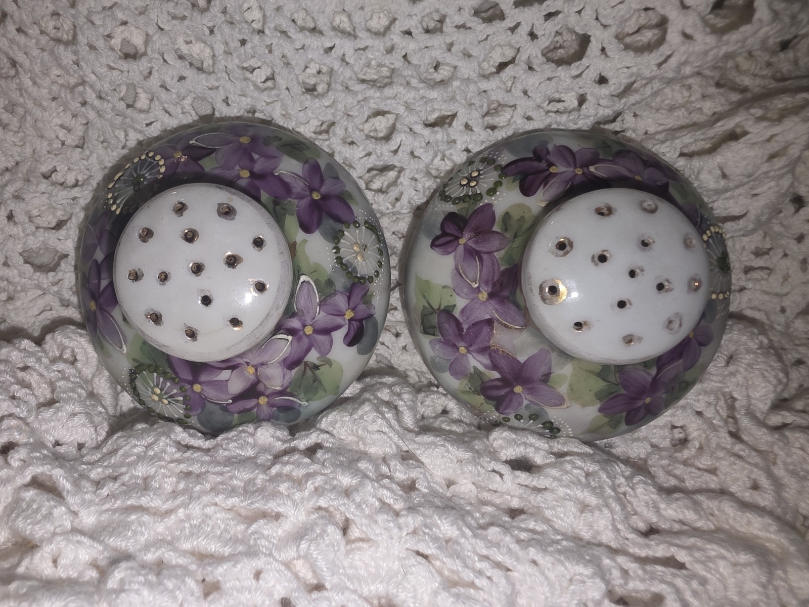Vintage Hand Painted Porcelain Salt Pepper Shakers Purple Violets ...