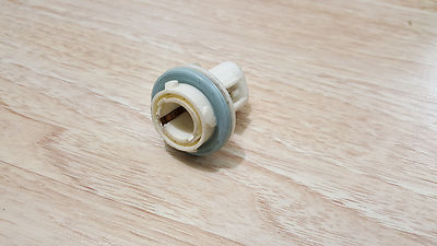 1999-2006 Hyundai Accent head light turn fs613 socket 9216138000 1b149 ...