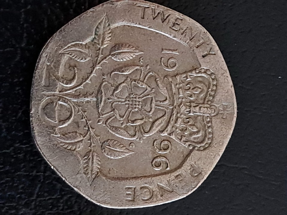 5 Piece Rare 20p Coins Assorted Dates | eBay UK