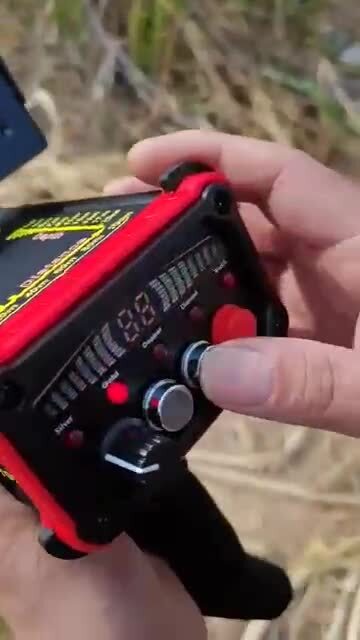 HamGeek AKS Plus 3D Long Range Gold Detector Metal Finder Underground L ...