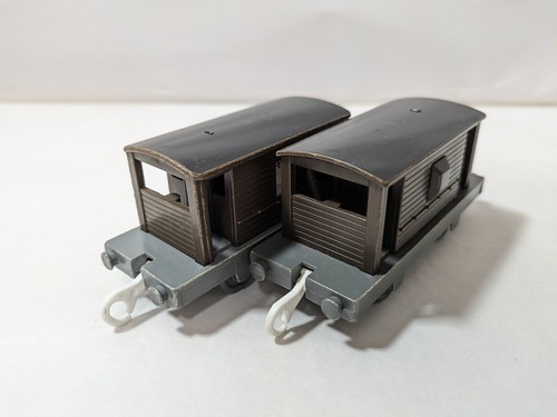 Thomas & Friends TOMY Plarail Trackmaster Dark brown brake freight car ...