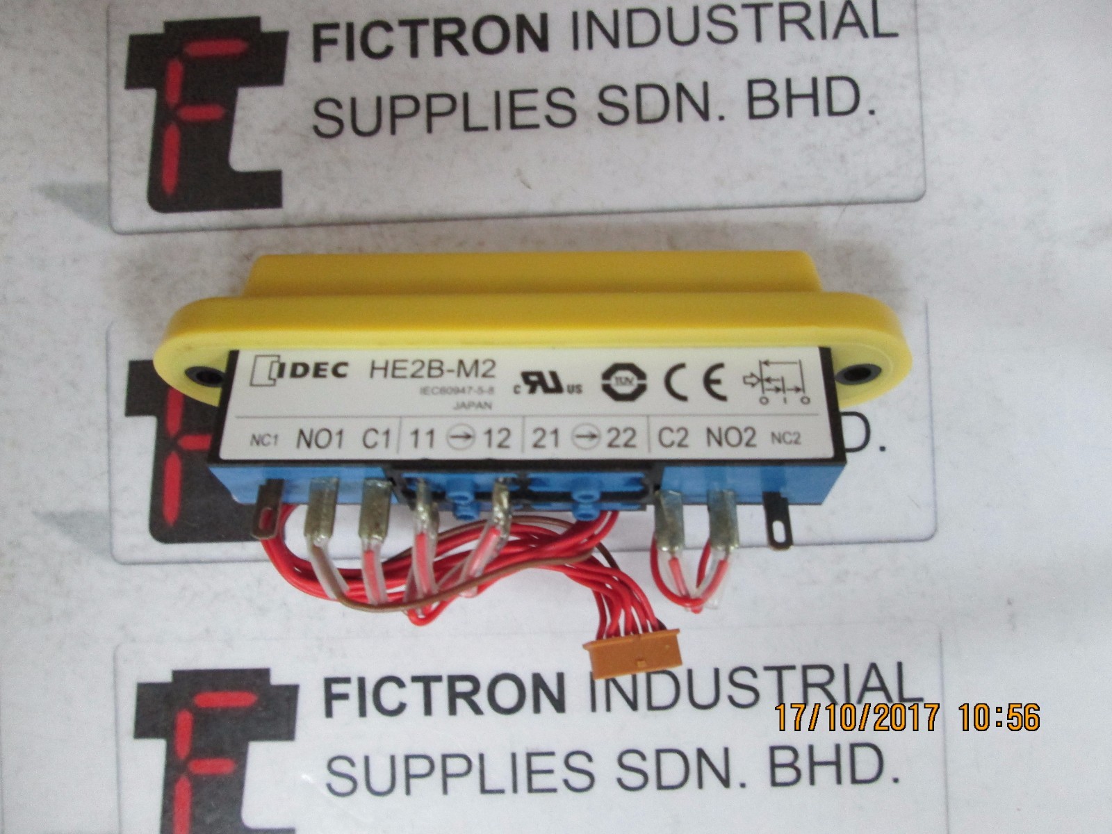 NEW 1PCS HE2B-M2 IDEC ENABLING SWITCH | eBay