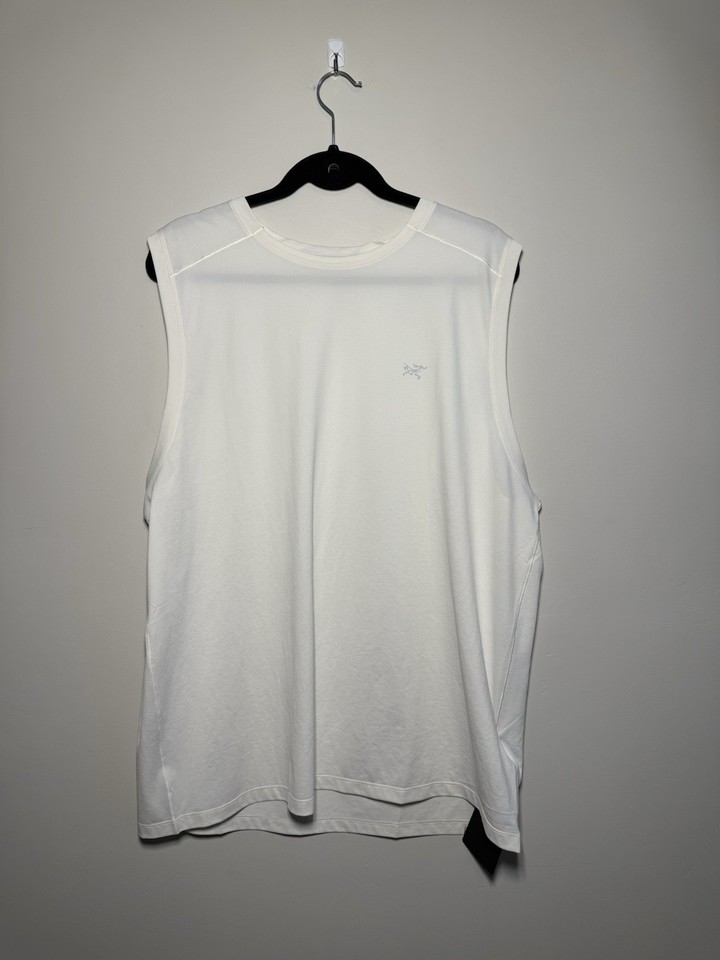NWT Arc'teryx Cormac Tank Top Mens Small Arctic Silk Heather Crew Neck ...