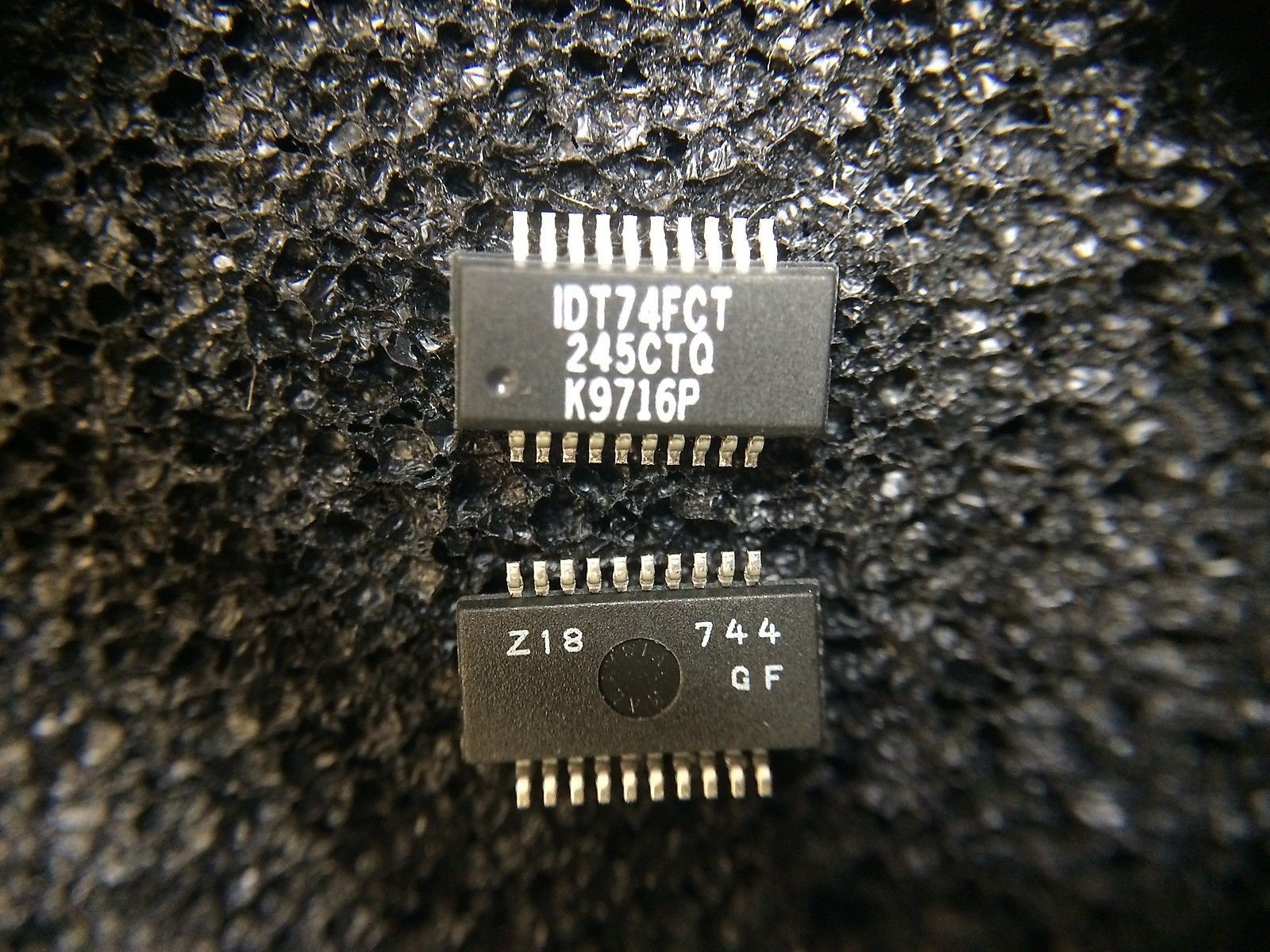 IDT74FCT245CTQ Integrated Device Technology Bus XCVR 20-Pin QSOP 20 ...