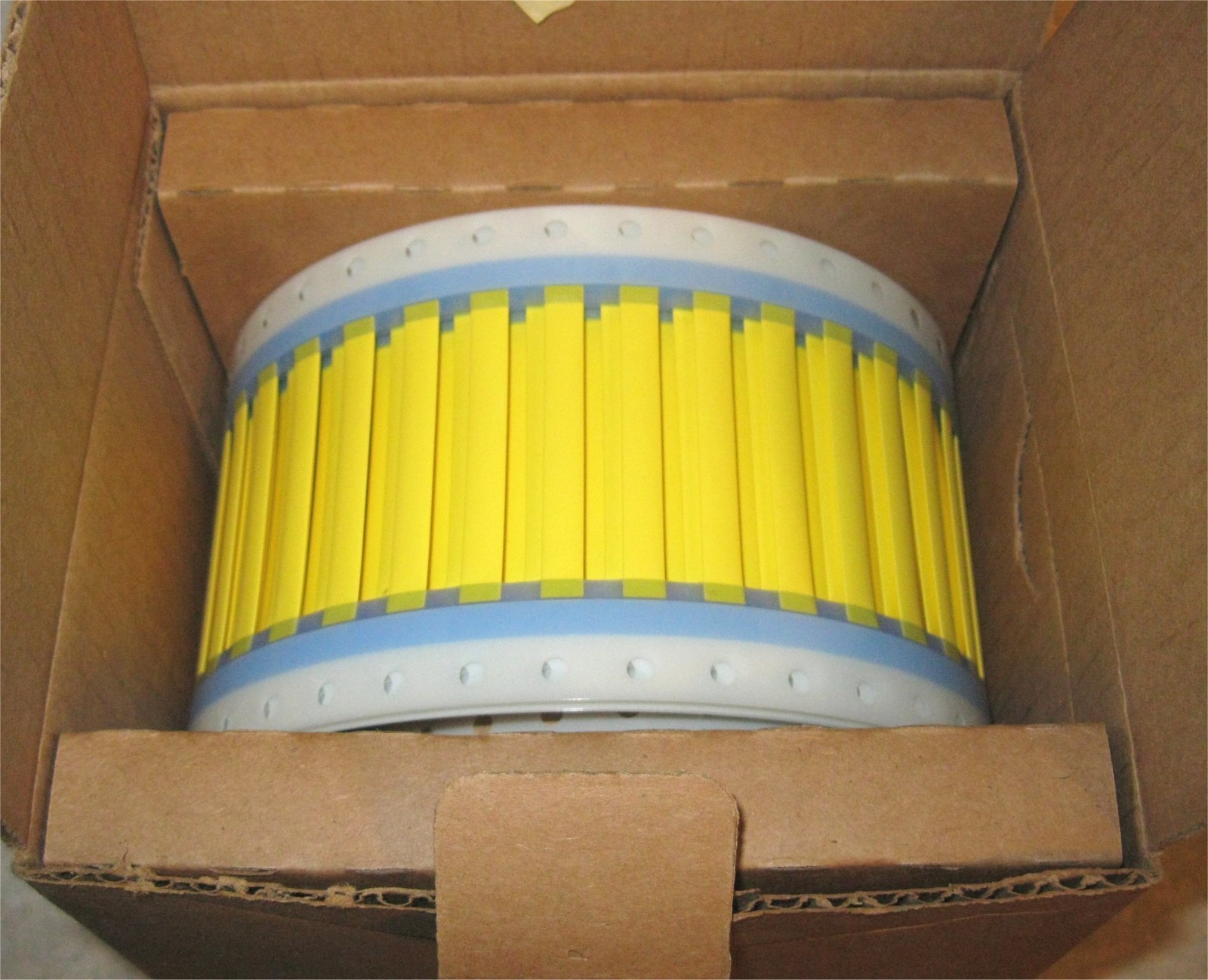 Spool Tyco Raychem Heat Shrink Sleeves TMS-SCE-1/8-2.0-4 Yellow 1000 ...