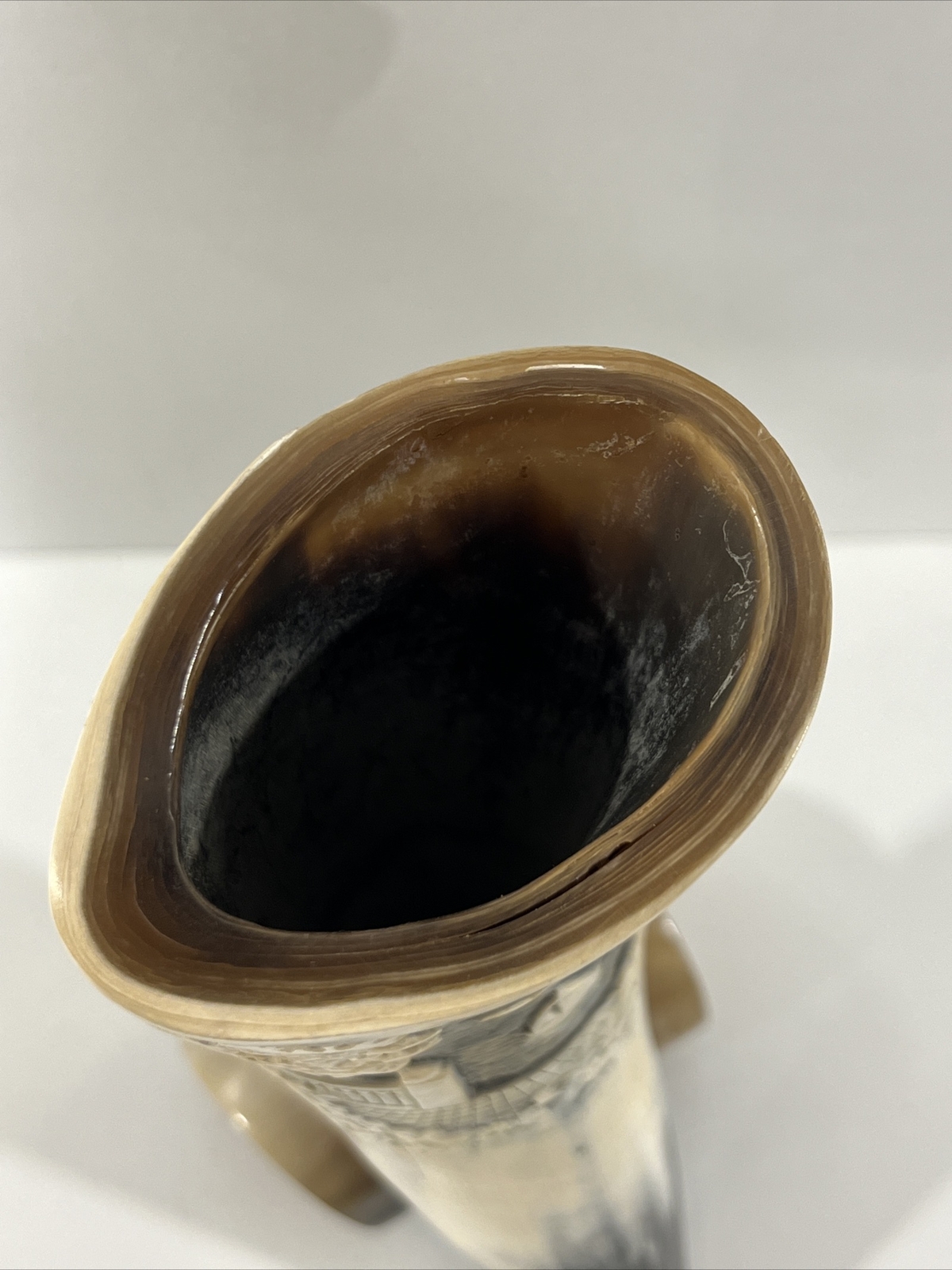 POWDER HORN DISPLAY CARVED POWDER HORN SCRIMSHAW FOLK ART SAILING ...