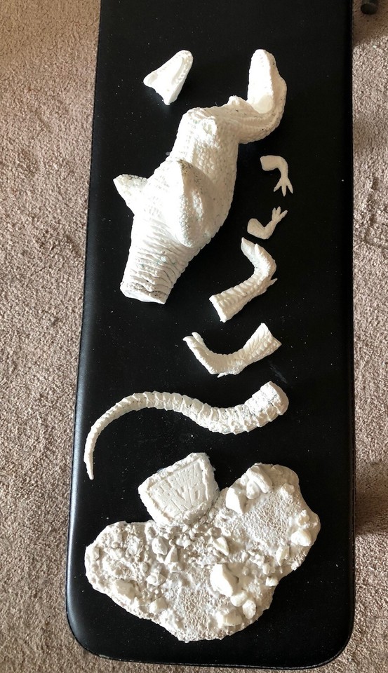 Allosaurus from 'One Million Years B.C.' resin model kit by Joe Laudati ...