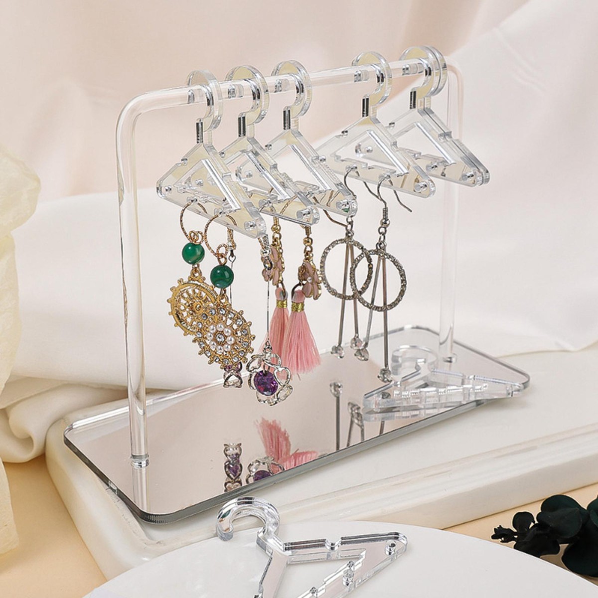 Clear Acrylic Jewelry Displays Wholesale Acrylic Jewelry Display For