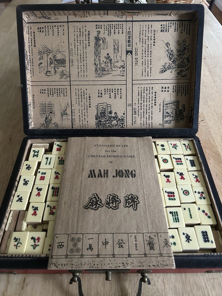 Mahjong Game with English Manual. Beautiful set with bamboo & ivory ...
