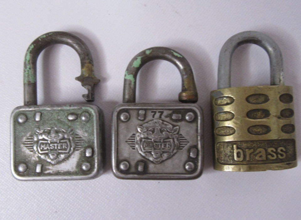 Vintage Padlocks Master and Slayco Lot Of 9 NO KEYS Locked & Unlocked ...