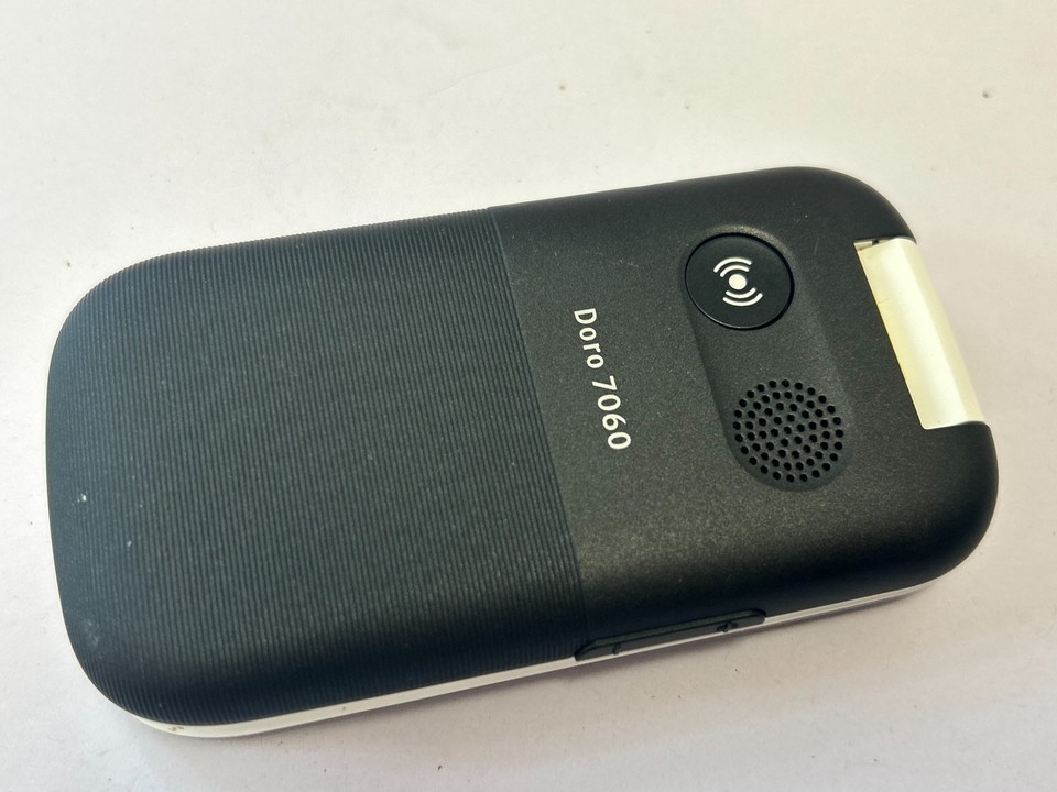 Doro PhoneEasy 7060 DFC-0190 4G - Black (Unlocked) Flip Fold Fully ...