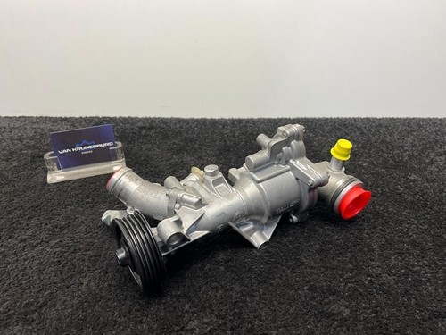 Mercedes Benz A45 AMG (133.980) Wasserpumpe A1332000601 | eBay.de