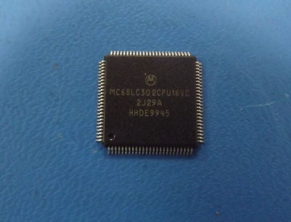 (1PC) MC68LC302CPU16VC MPU M68000 RISC 32-Bit HCMOS 16.67MHz 100-Pin ...