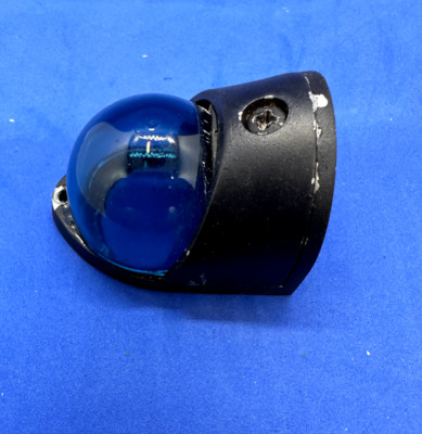 AN3042-2 / W1284G Nav Light lens (Green) with retainer. | eBay Australia