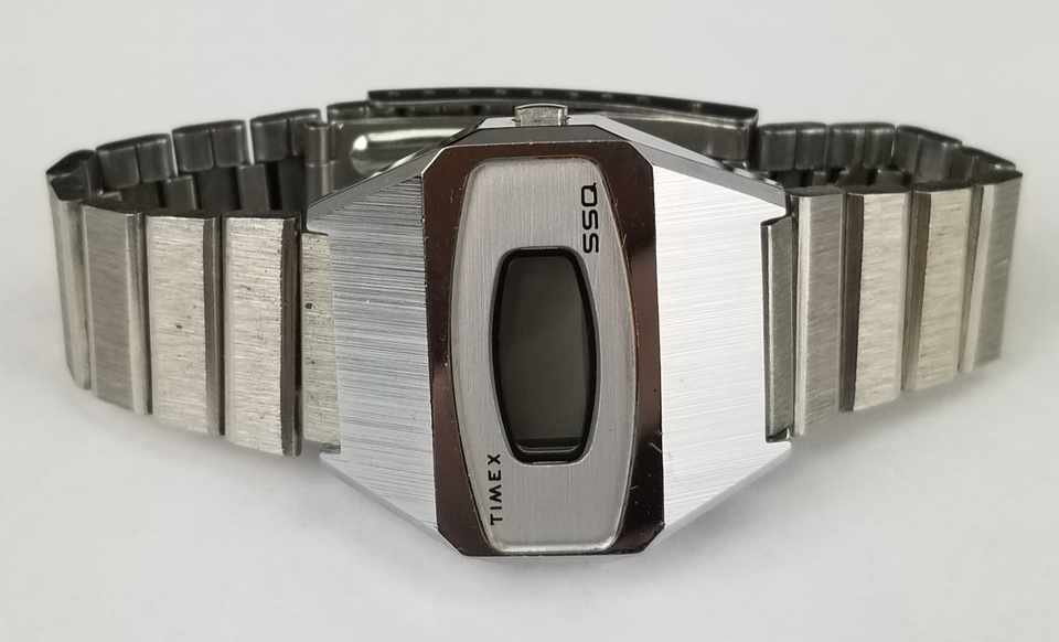 vintage digital LCD watch Timex SSQ 1970's h-cell stainless steel ...