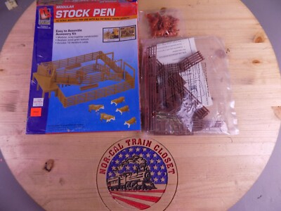 Life-Like HO Scale Stock Pen Kit with Figures #433-1378 | eBay