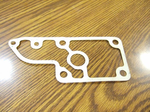 INTERNATIONAL C221 C263 C291 C301 OIL FILTER BASE GASKET 534196R1 666 ...