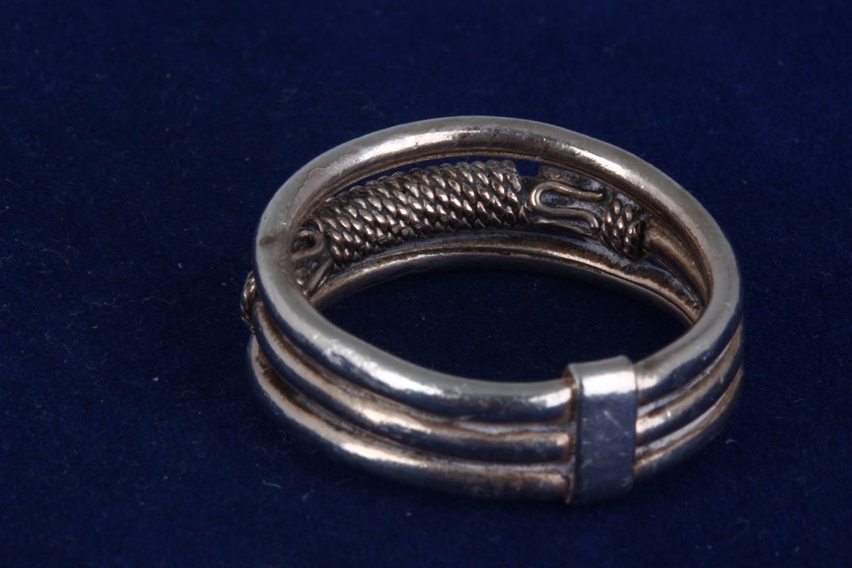 STERLING SILVER 3 ROW ROBE DESIGN RING SIZE 10 925 FINE 7292B | eBay