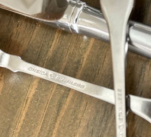 Oneida Cube SATIN Stainless Flatware AMERICAN COLONIAL 5 Piece Place ...