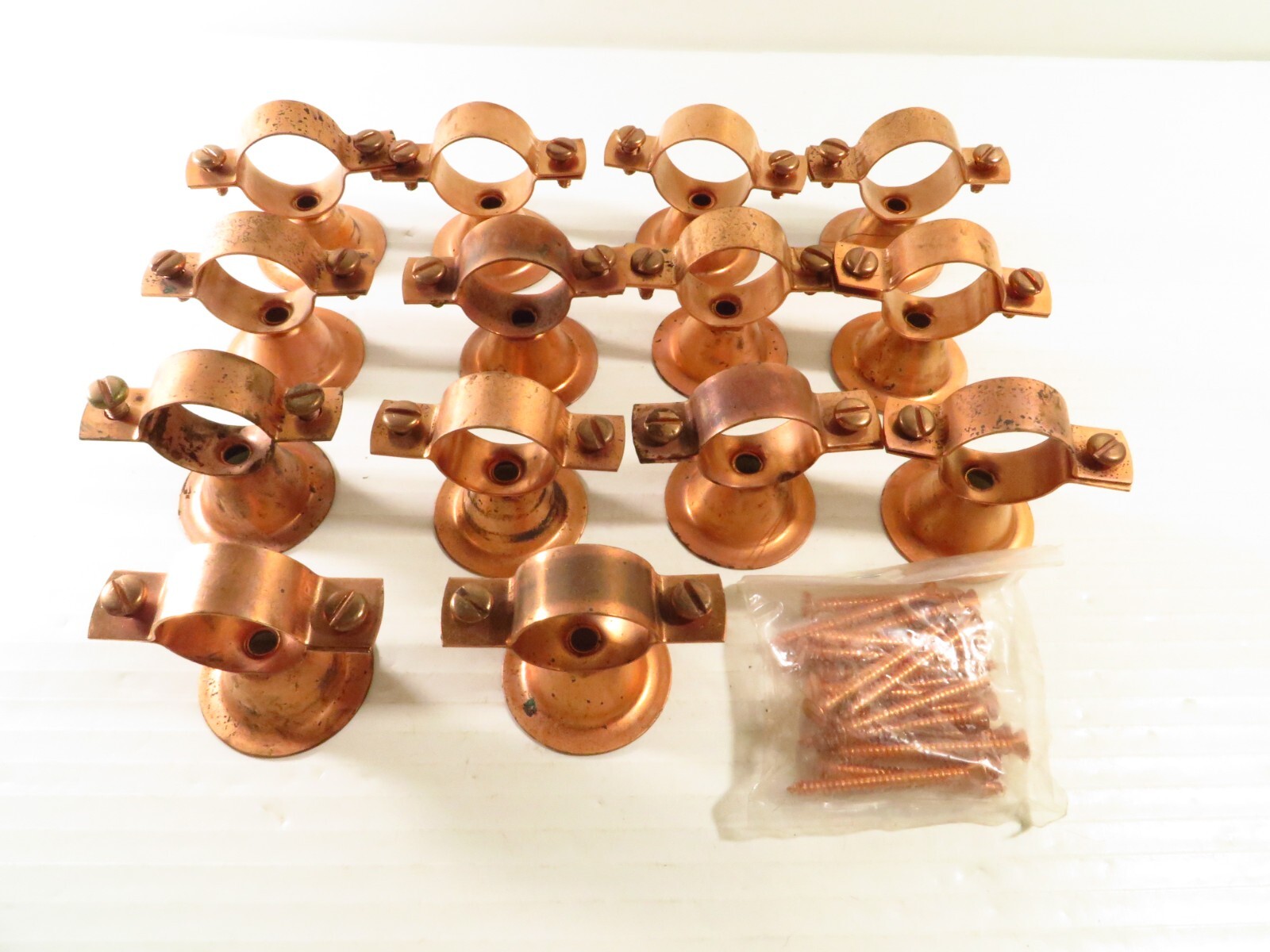 Lot of 14 NEW 1" Copper Clad Van Hanger (Model# 606-4) w/ Wood Screws ...