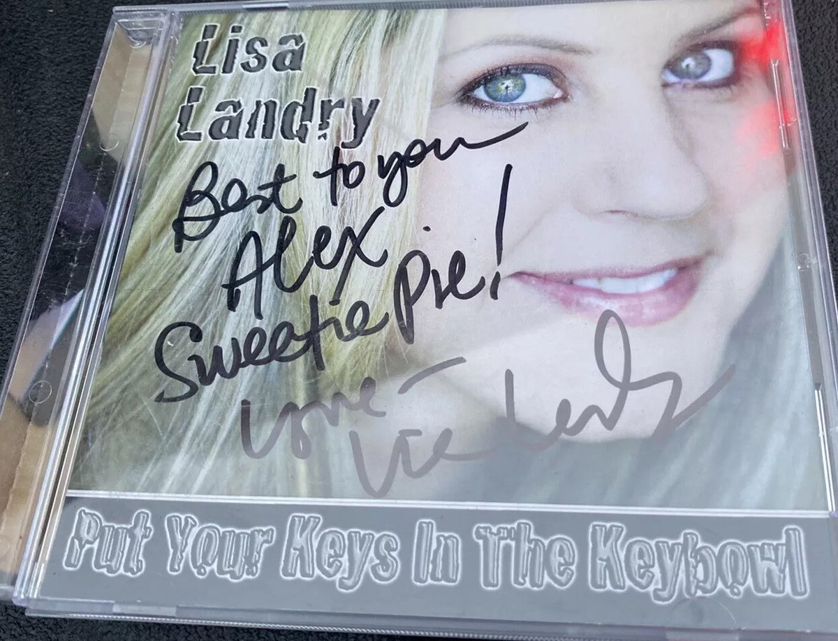 Lisa Landry's Instagram, Twitter & Facebook on IDCrawl