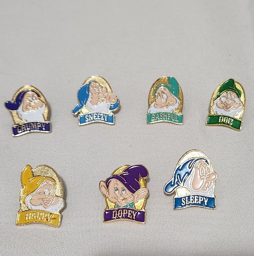 Lot of 7 - DISNEY Seven Dwarfs Pins Happy Sleepy Grumpy Dopey Sneezy ...