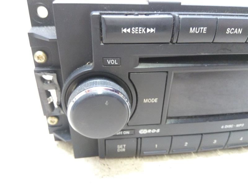 Stereo Radio Receiver AM FM MP3 6 Disc CD RAQ Fits 06-10 DODGE RAM ...