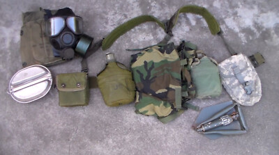 US Vietnam War to Iraq War era Backpack M-1967 Suspender Set & Gas Mask ...