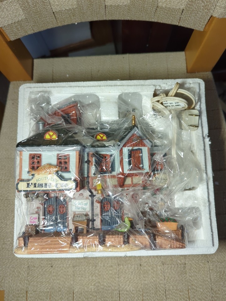 Vtg Lemax Caddington Village Collection South Bay Porcelain Lighted ...